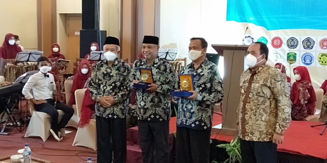 PW Muhammadiyah Nobatkan PDM Kota Tasik Sebagai PDM Unggulan Di Jawa ...