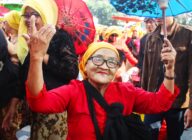 Ambu Midang Dan Payung Geulis Berhasil Meriahkan Helaran Budaya ...